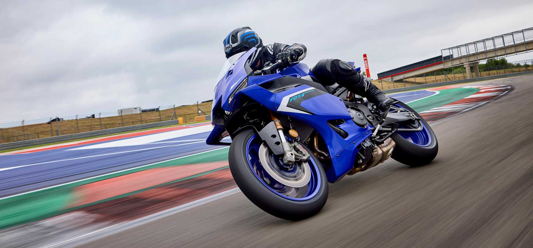 De nieuwe Yamaha R9 2025 - Goedhart Motoren